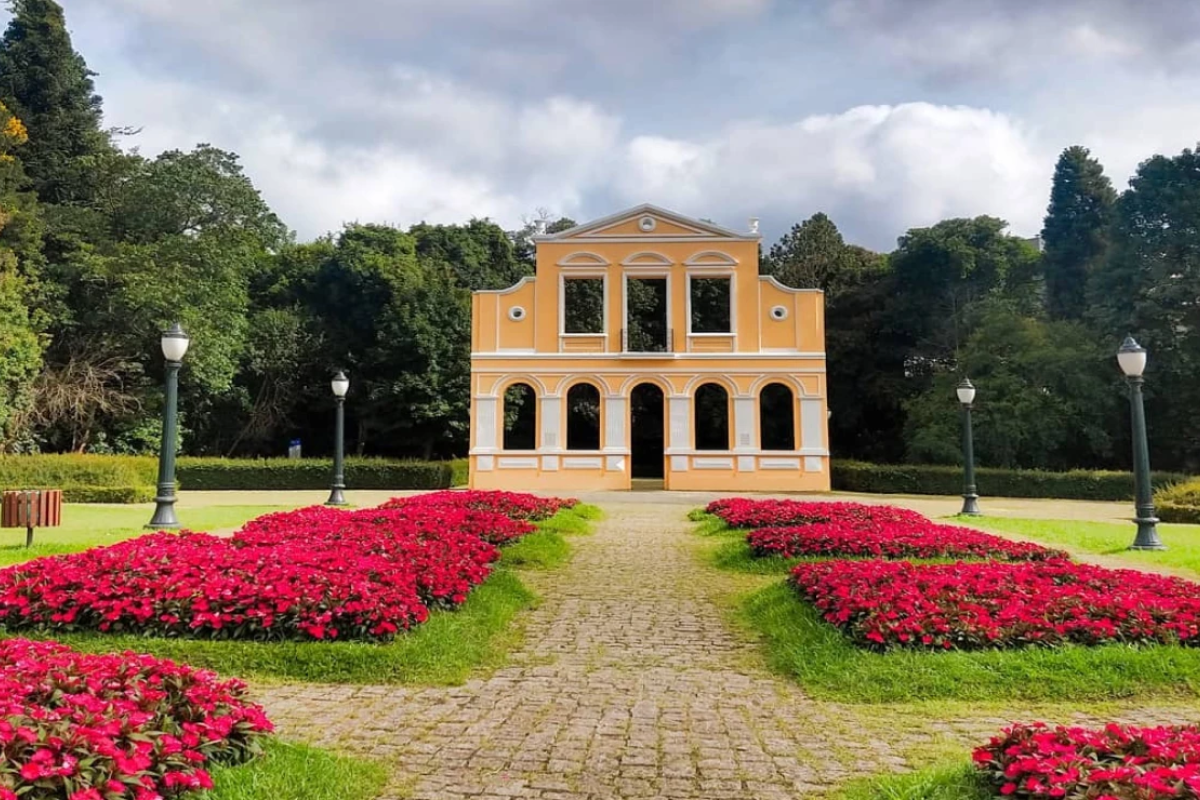 Os 8 Melhores Passeios Gratuitos para Fazer em Curitiba - iLove Curitiba