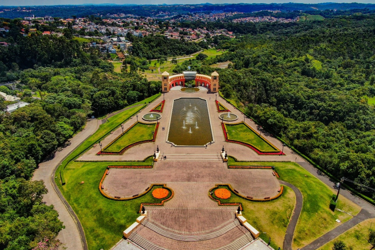 Os 8 Melhores Passeios Gratuitos para Fazer em Curitiba - iLove Curitiba
